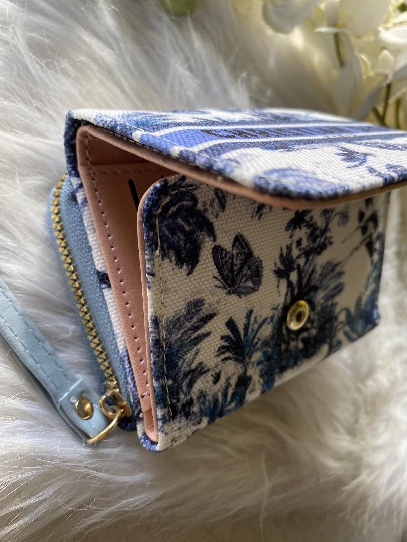 CD TRIFOLD WALLET, Women's Fashion, Bags & Wallets, Wallets & Card ...