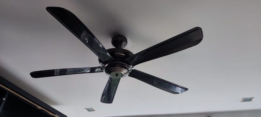 Ceiling fan - collect at Chinese Garden mrt, Furniture & Home Living ...