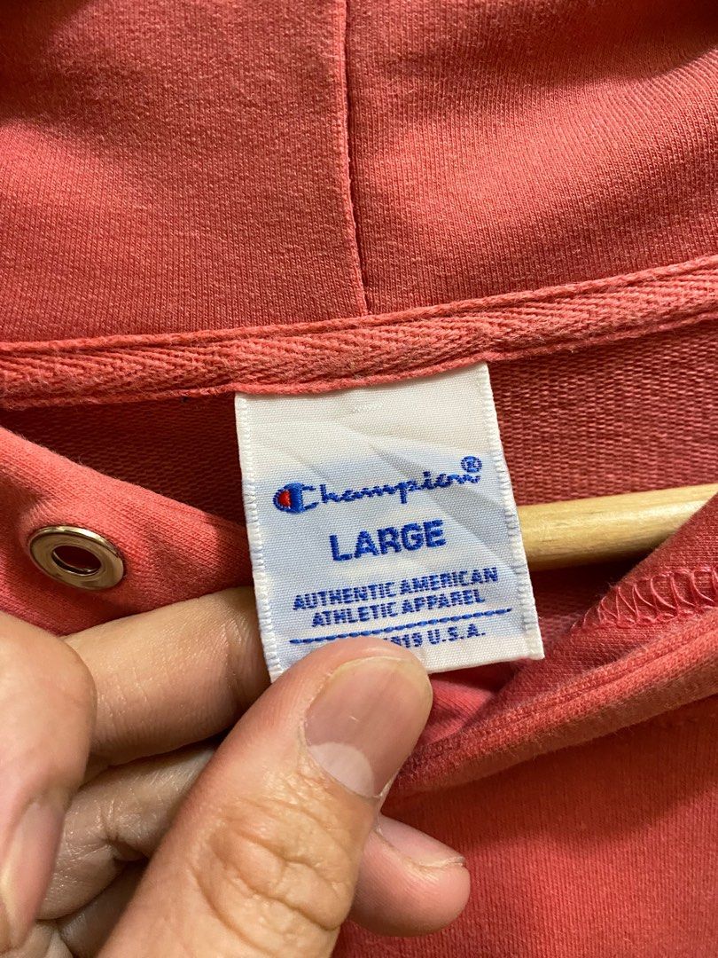Champion basic logo, Men's Fashion, Coats, Jackets and Outerwear on Carousell