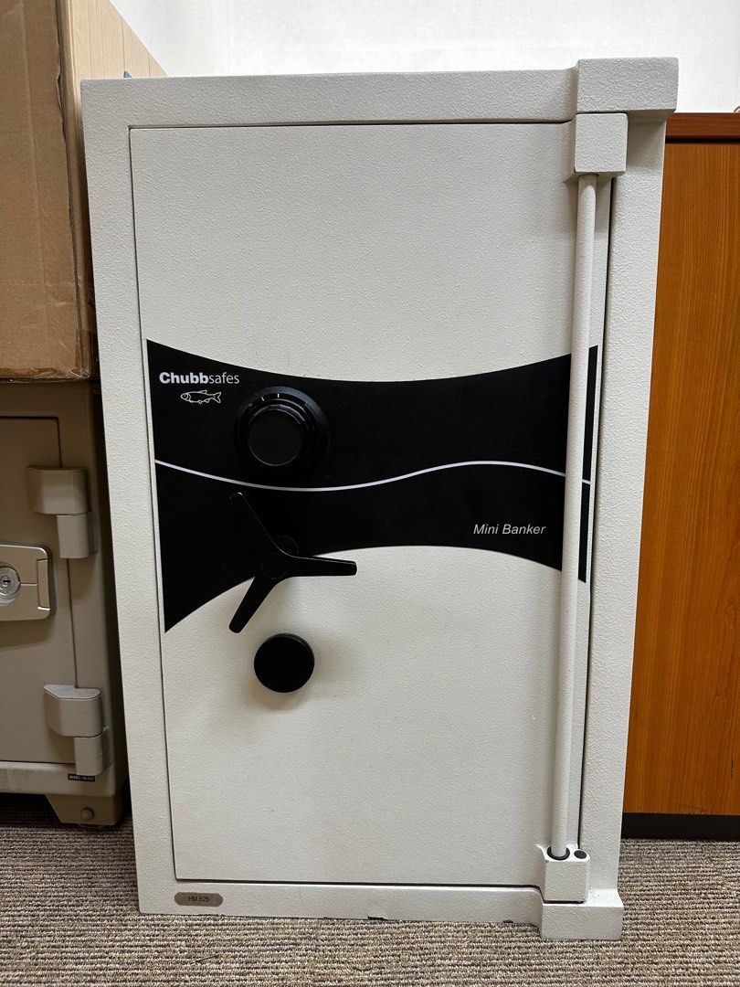 Chubb safe, Furniture & Home Living, Security & Locks, Locks, Doors ...