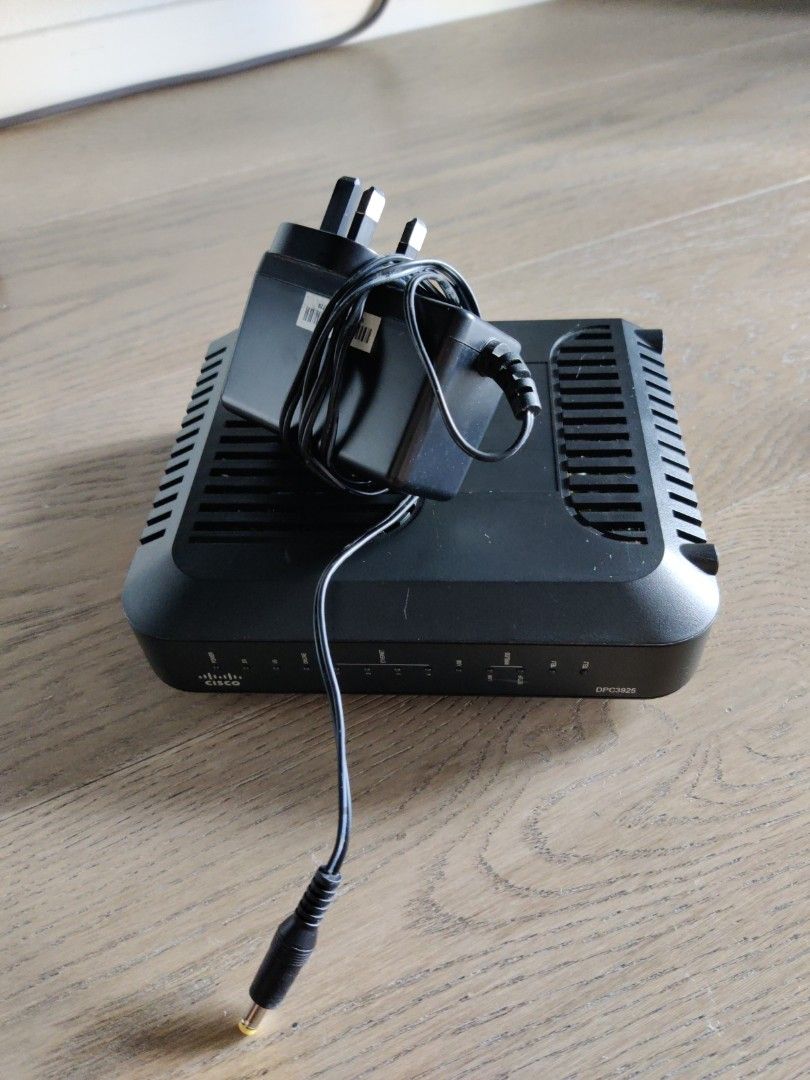 Cisco DPC3925 Modem, Computers & Tech, Parts & Accessories, Networking ...