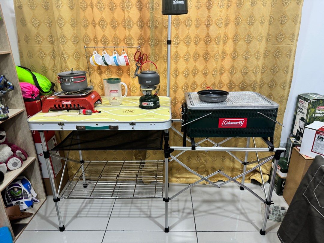 Coleman kitchen table, Sports Equipment, Hiking & Camping on Carousell