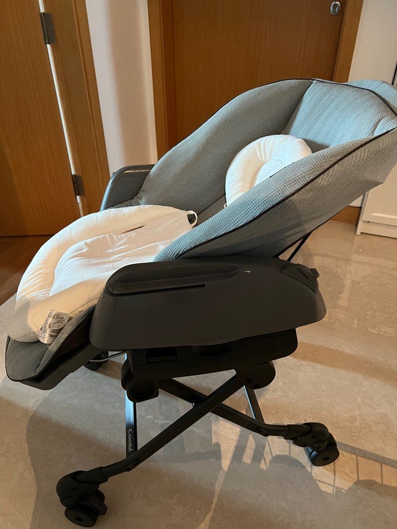 Combi Bedi manual swing chair, Babies & Kids, Baby Nursery & Kids ...