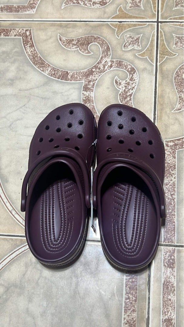 Crocs Classic Clog - Dark Cherry W8, Women's Fashion, Footwear, Slippers and slides on Carousell