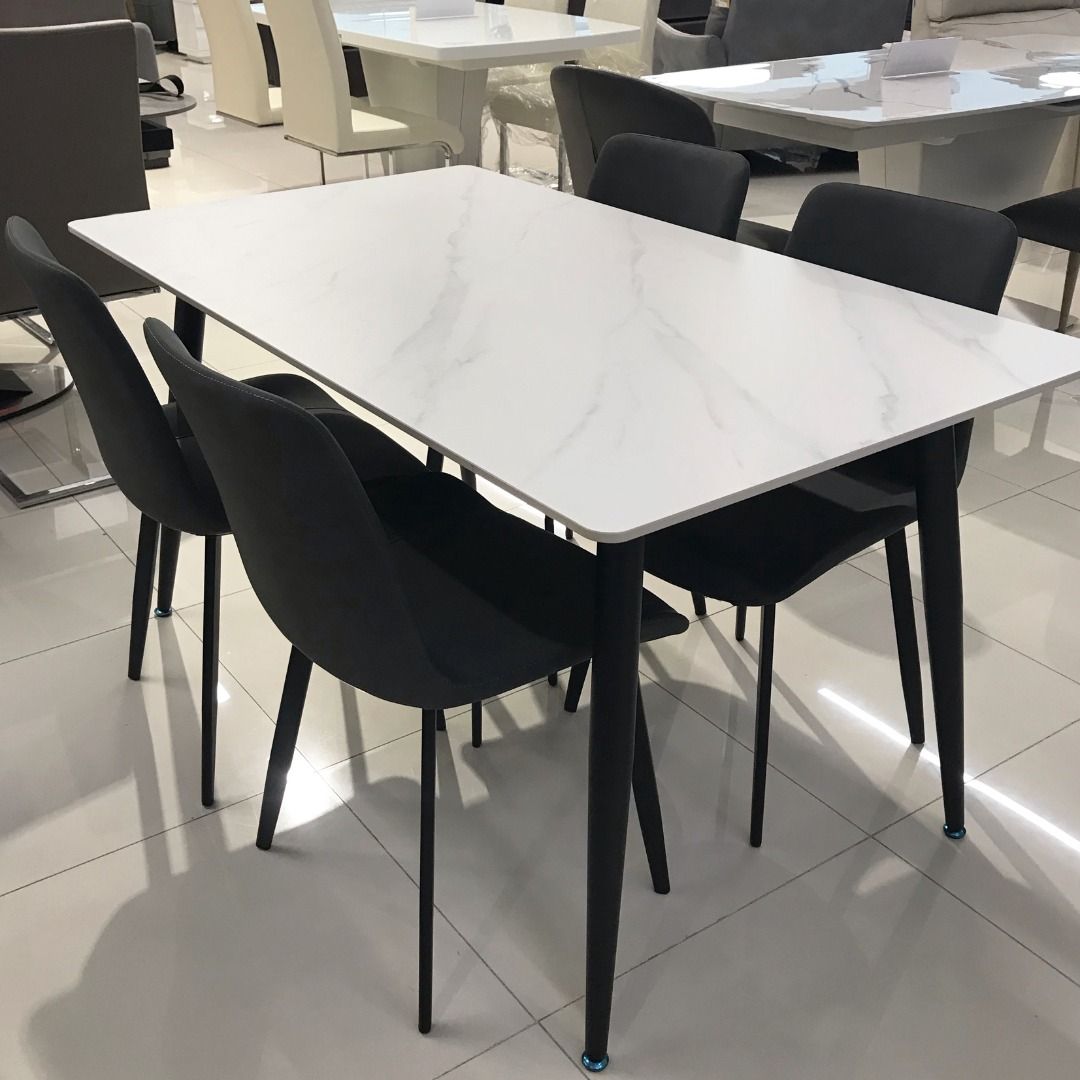CT2210 DT and CY18 4pcs DC, Furniture & Home Living, Furniture, Tables ...