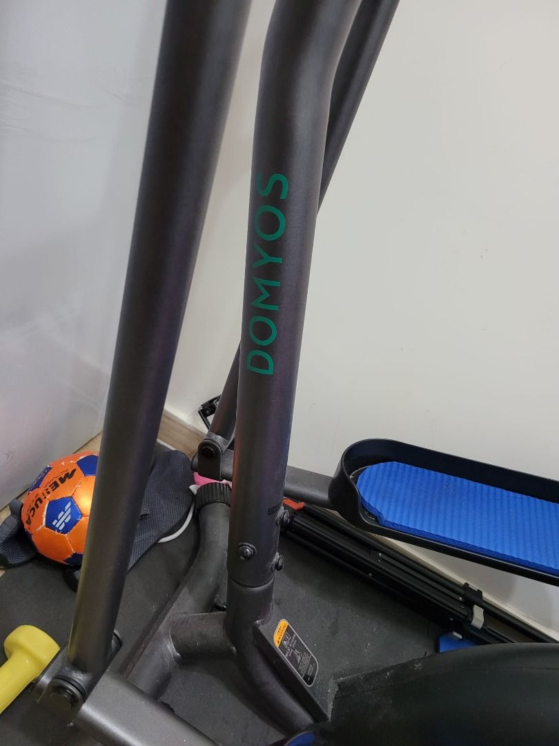 Decathlon DOMYOS Cross Trainer Essential 100, 運動產品, 運動與健身, 運動與健身 - 有氧健身 ...