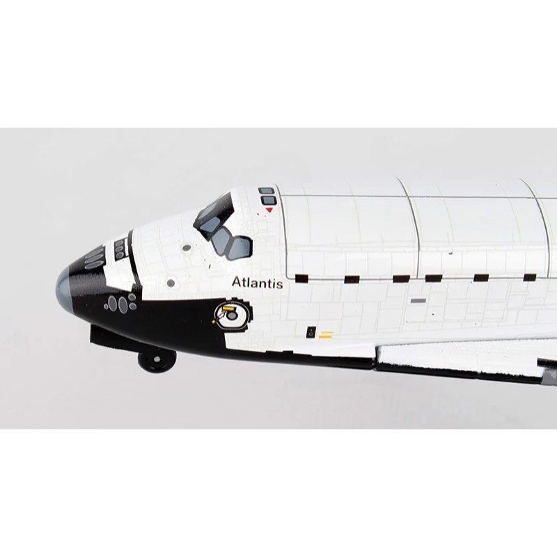 Daron Diecast Space Shuttle Atlantis model 1/300 scale, Hobbies & Toys ...
