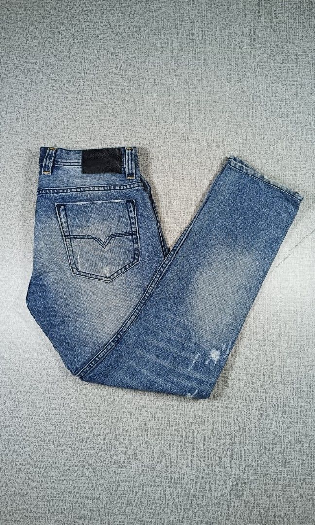 Diesel SAFADO WASH 0886P, Men's Fashion, Bottoms, Jeans on Carousell