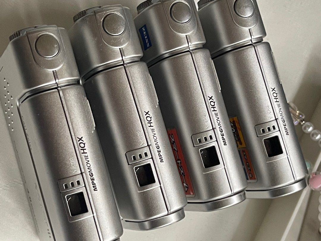 DIGICAMS DIGITAL CAMERAS CCD CMOS VINTAGE RETRO, Photography, Cameras ...