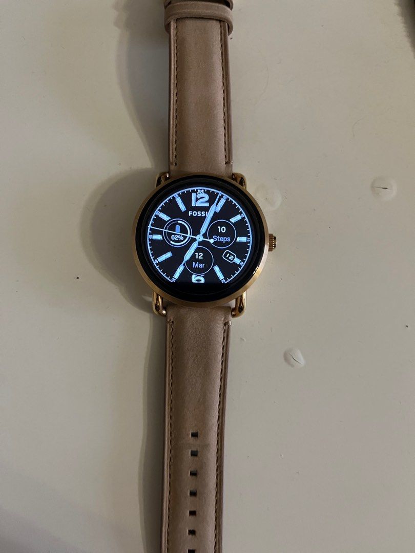 Fossils Smart Watch with Leather Strap, Men's Fashion, Watches ...