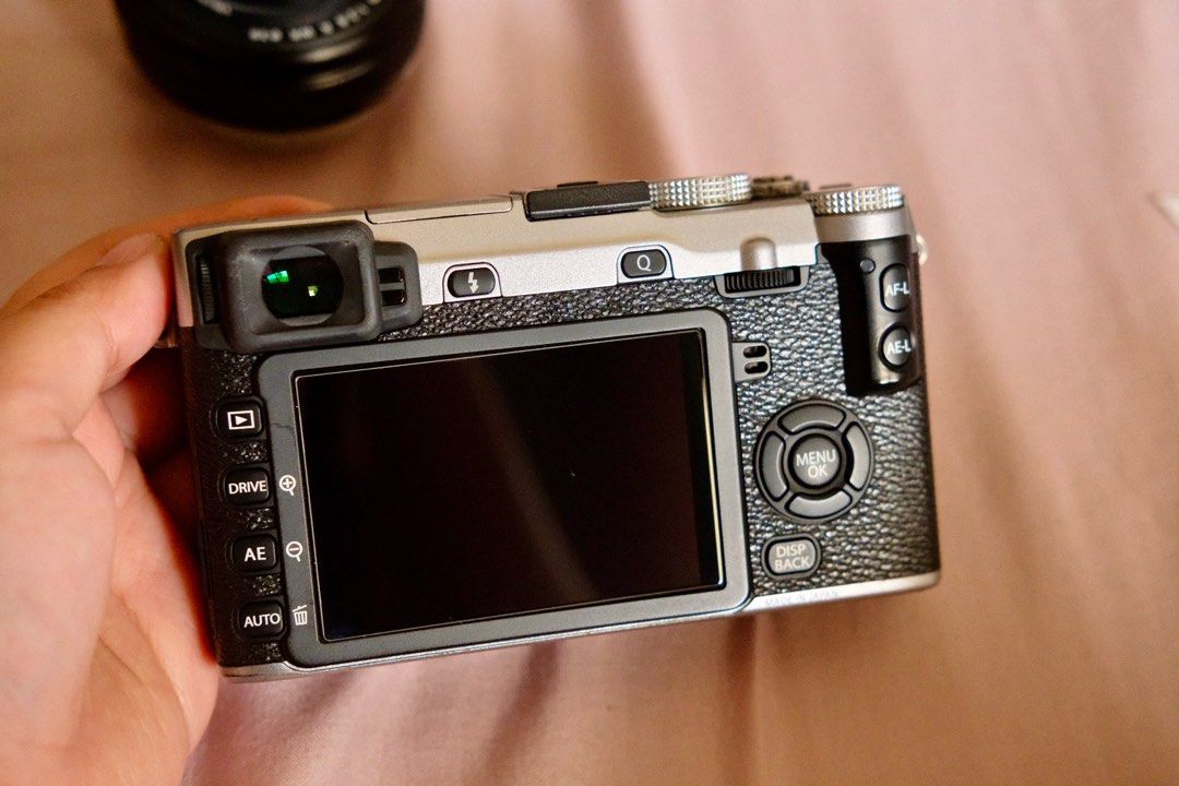 Fujifilm XE2s (mint condition), Photography, Cameras on Carousell