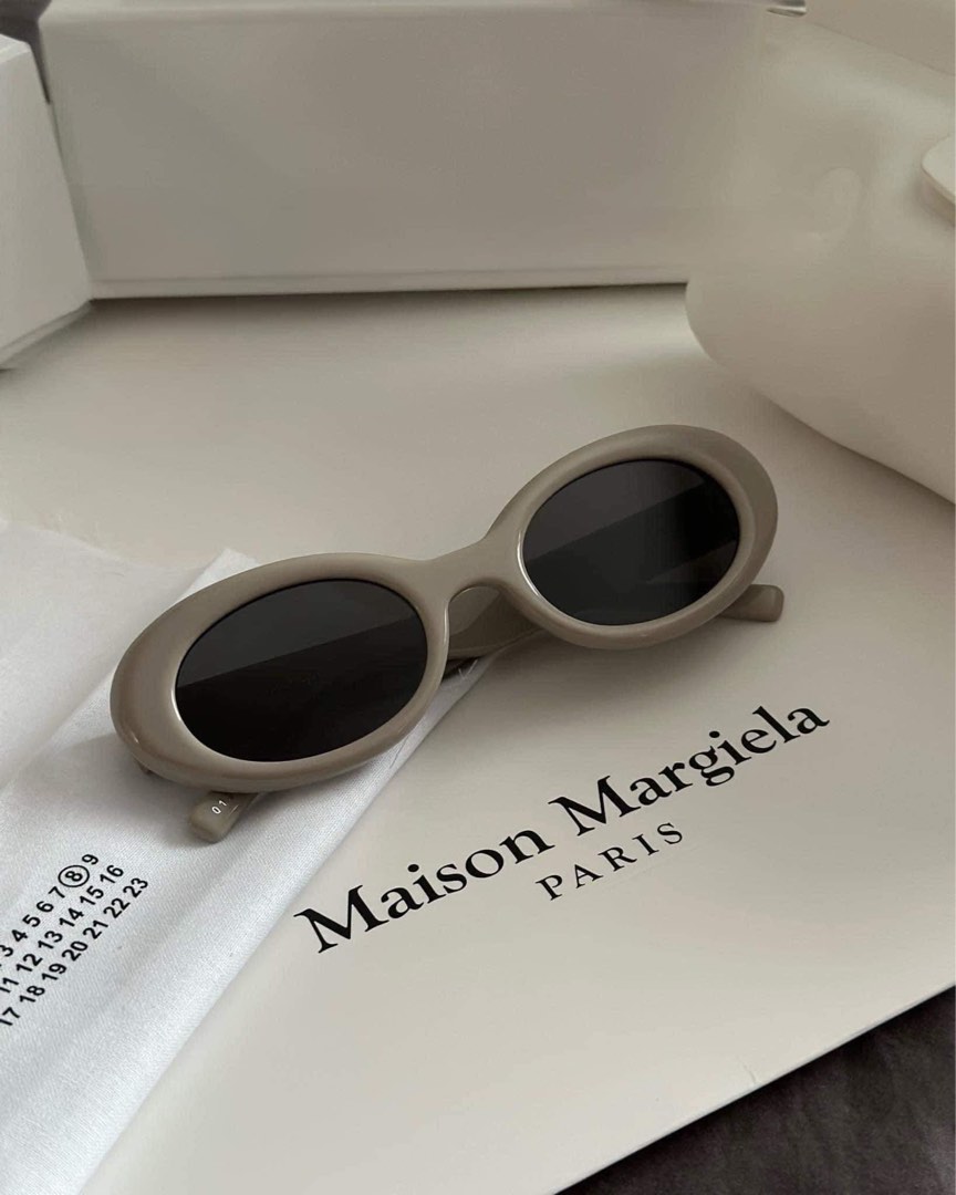 Gentle Monster MM005 G10 Sunglass with 2023 Box Set, Women's Fashion ...