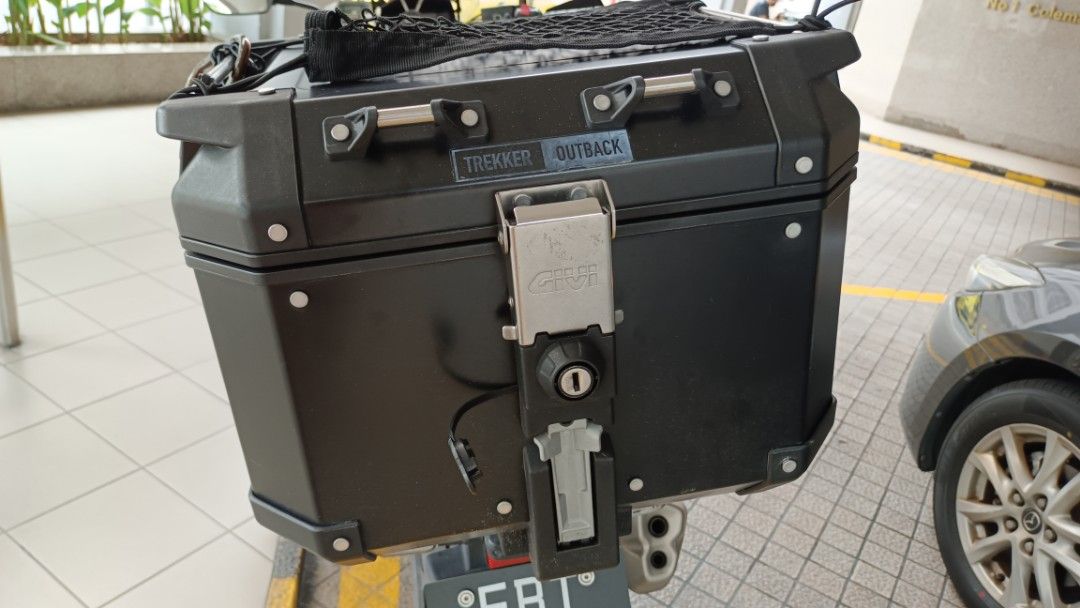 Givi Trekker Outback 45L metal box, Motorcycles, Motorcycle Accessories ...