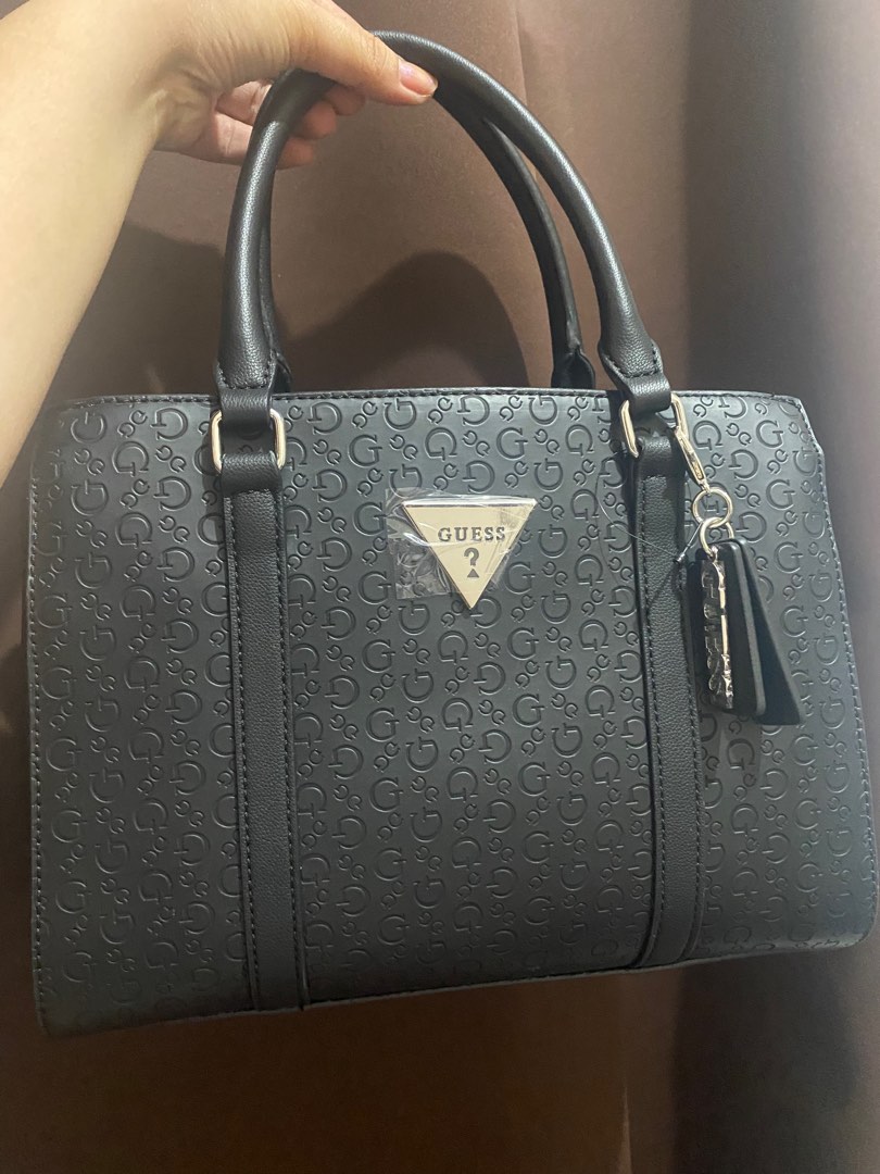 Guess Los Angeles USA ORIGIN, Luxury, Bags & Wallets on Carousell