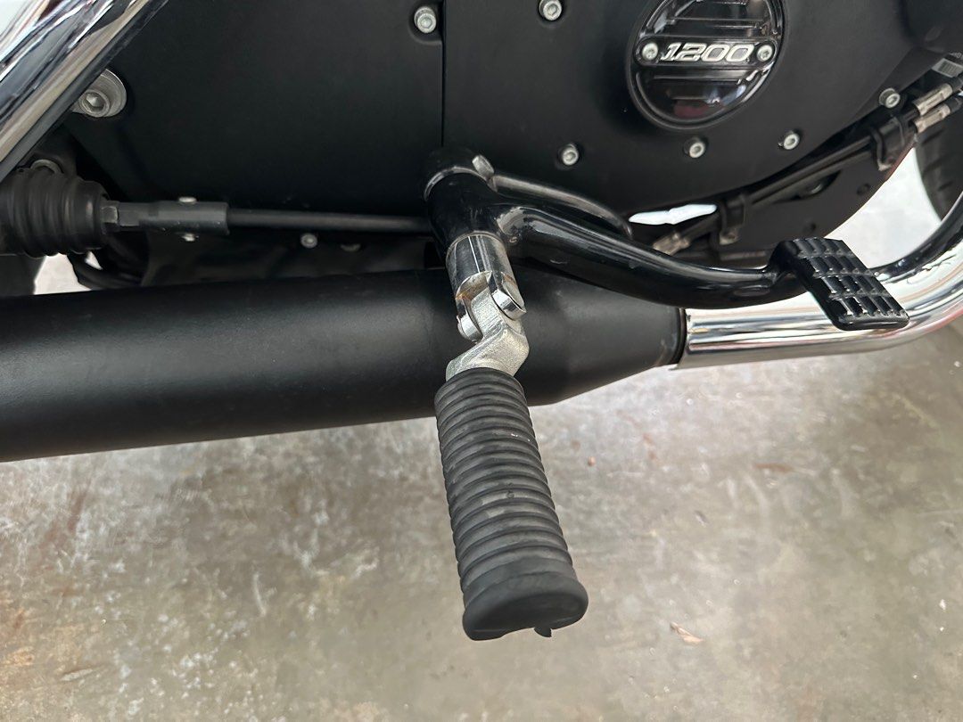 Harley Davidson Sportster Mid Controls, Motorcycles, Motorcycle ...