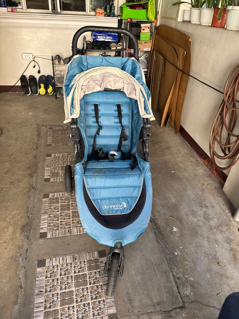 Heavy duty stroller, Babies & Kids, Going Out, Strollers on Carousell