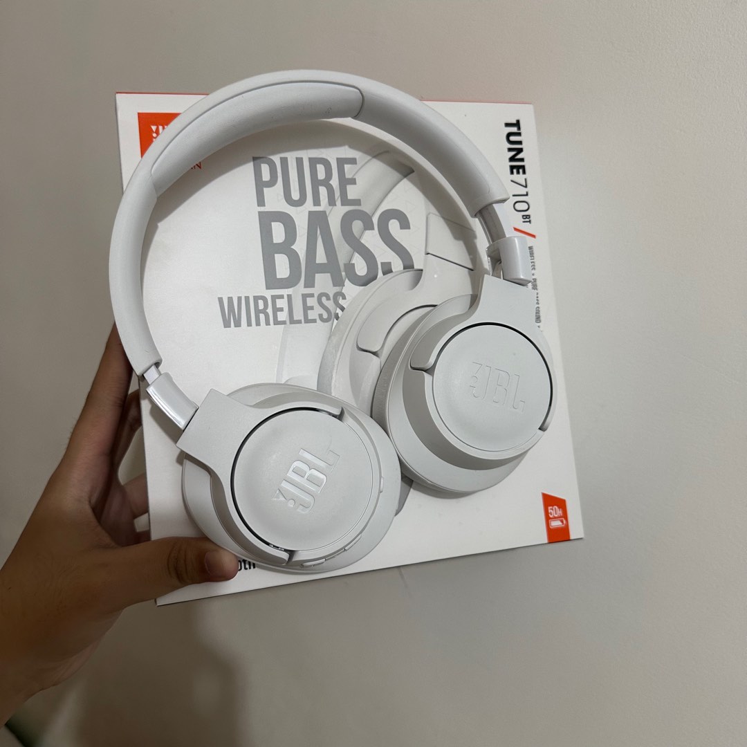 JBL TUNE 710BT, Audio, Headphones & Headsets on Carousell