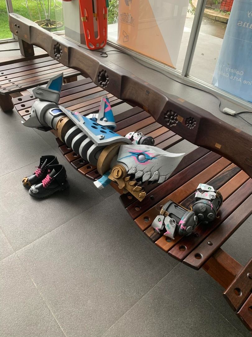 Jinx Arcane Flame Chompers (Arcane Jinx League of Legends Cosplay ...