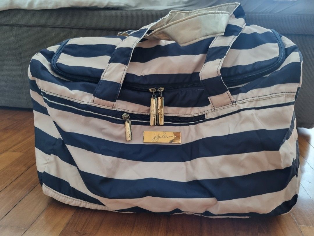 Jujube duffle bag - Superstar, Babies & Kids, Going Out, Diaper Bags ...
