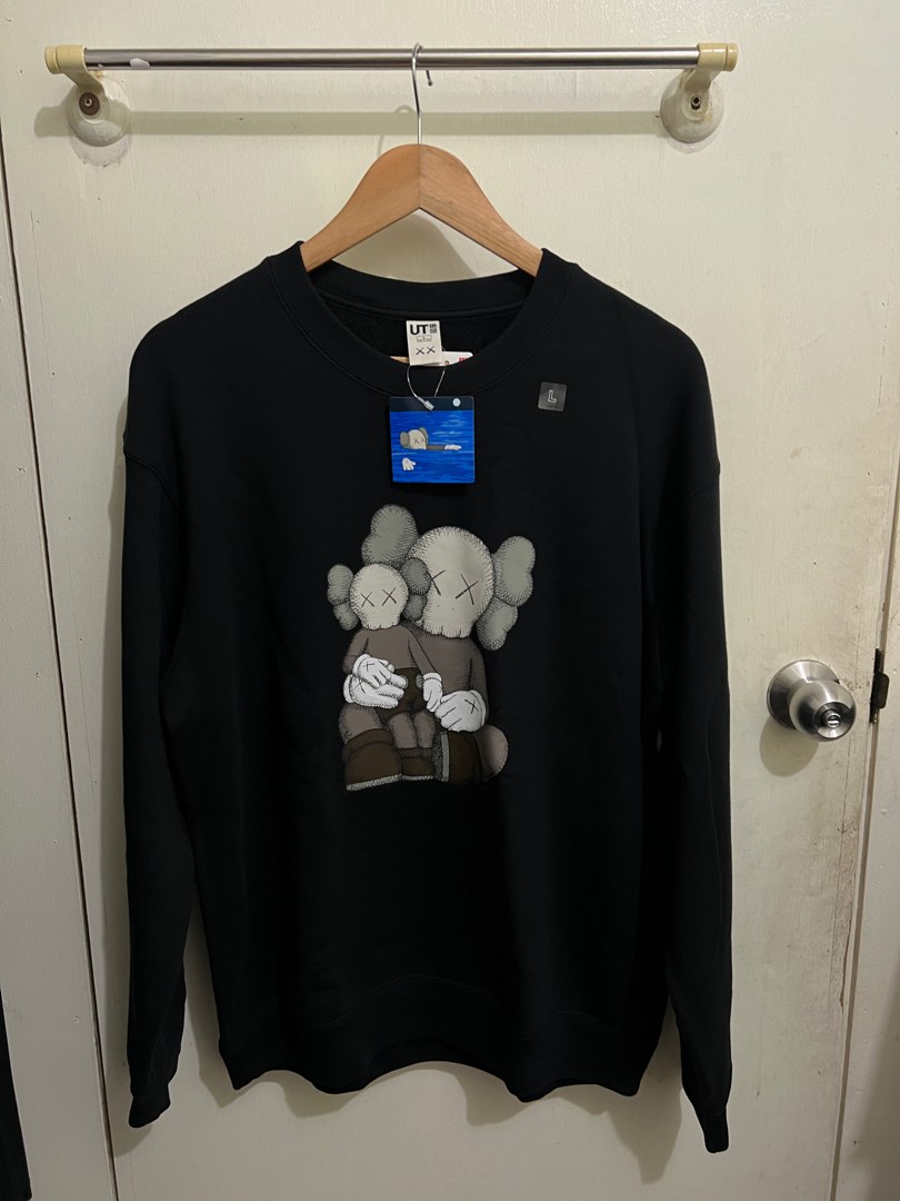 Kaws x uniqlo Sweater, Men's Fashion, Tops & Sets, Hoodies on Carousell