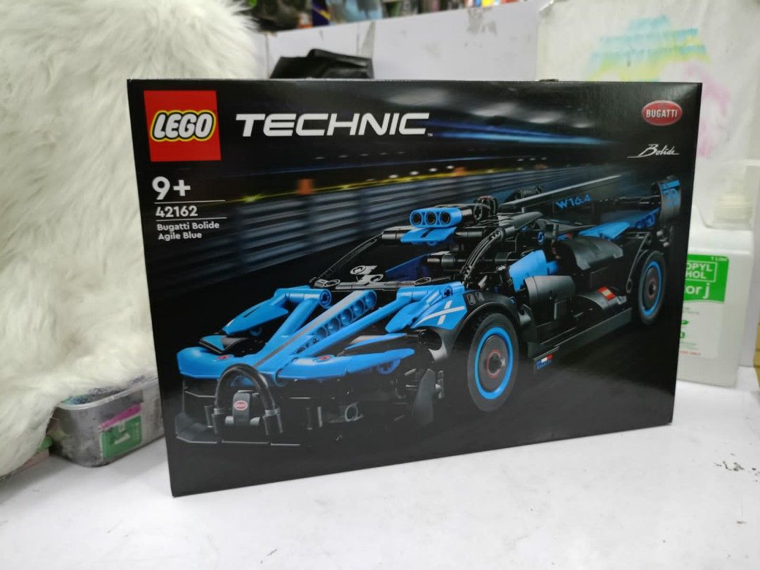 Lego Bugatti Bolide Agile Blue 42162, Hobbies & Toys, Toys & Games on ...
