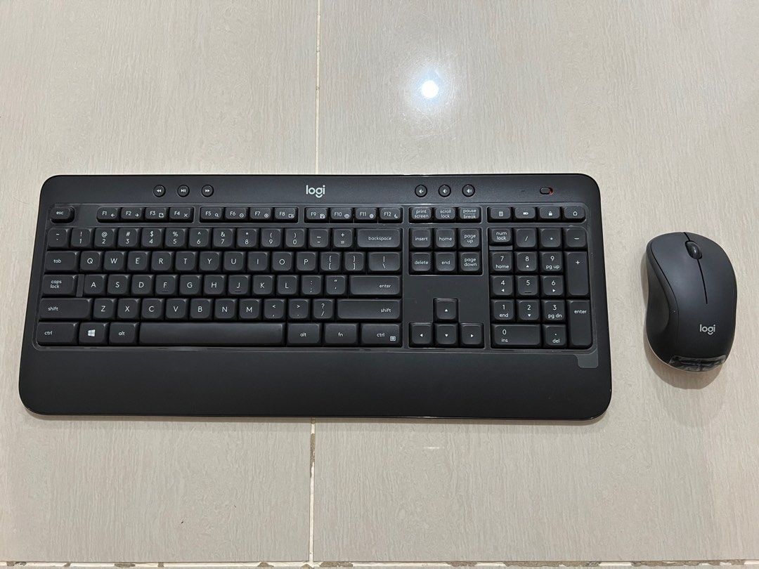 Logitech Mk540 Wireless Keyboard And Mouse Set Computers And Tech Parts