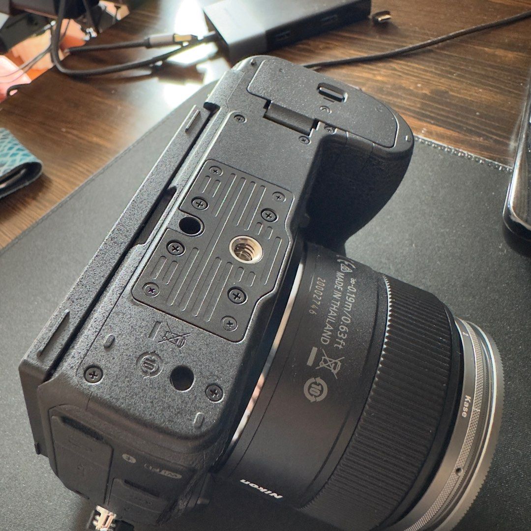 Nikon Z6 II Shutter count only 340+ !!!, Photography, Cameras on Carousell