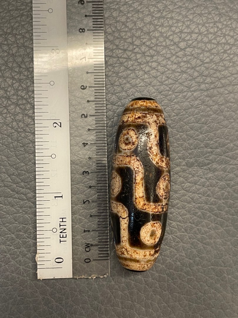 Old Nine Eyes Dzi bead, Hobbies & Toys, Memorabilia & Collectibles ...