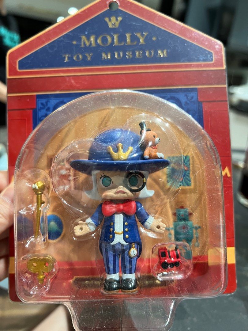 Popmart molly toy museum, Hobbies & Toys, Toys & Games on Carousell