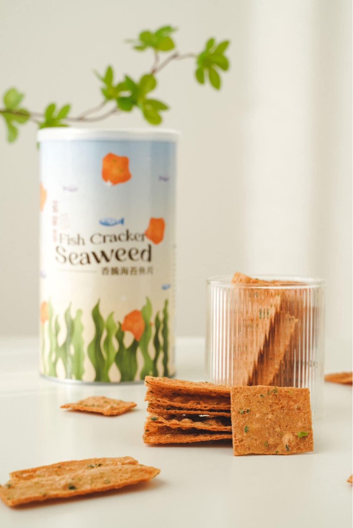 Seaweed Fish crackers, Food & Drinks, Local Eats on Carousell