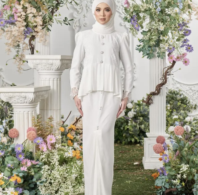 RENT Qaamnie Kurung SIZE S, Women's Fashion, Muslimah Fashion, Baju ...