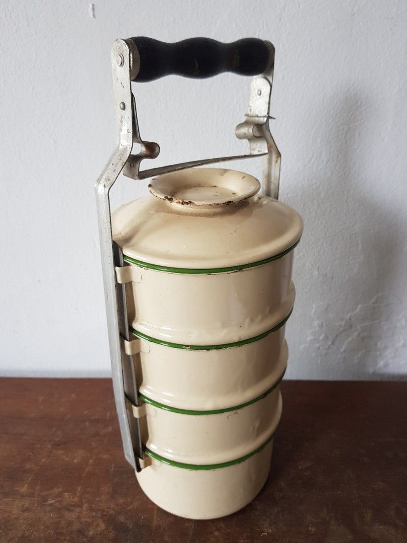 Rantang jadul unik, Antik, Pajangan di Carousell