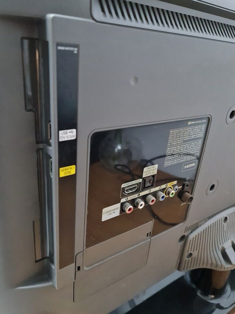 Samsung 28 inch TV (not smart tv), TV & Home Appliances, TV ...