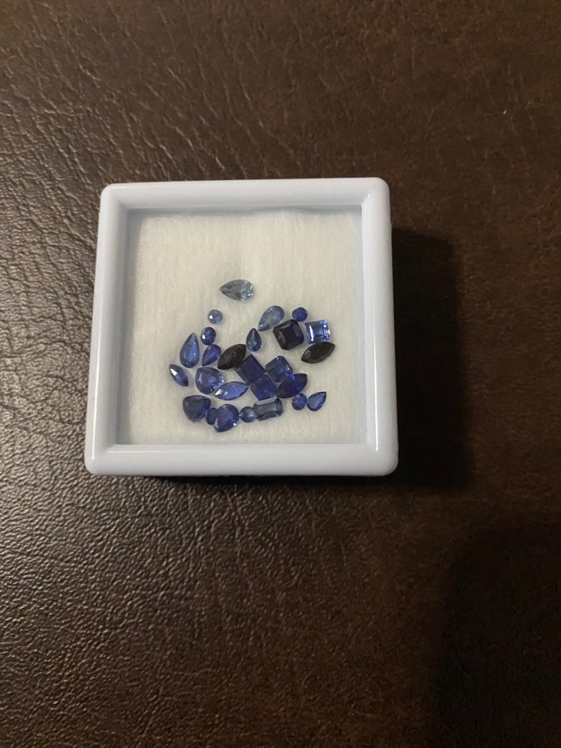 Sapphire Gem Parcels, Women's Fashion, Jewelry & Organizers, Precious ...