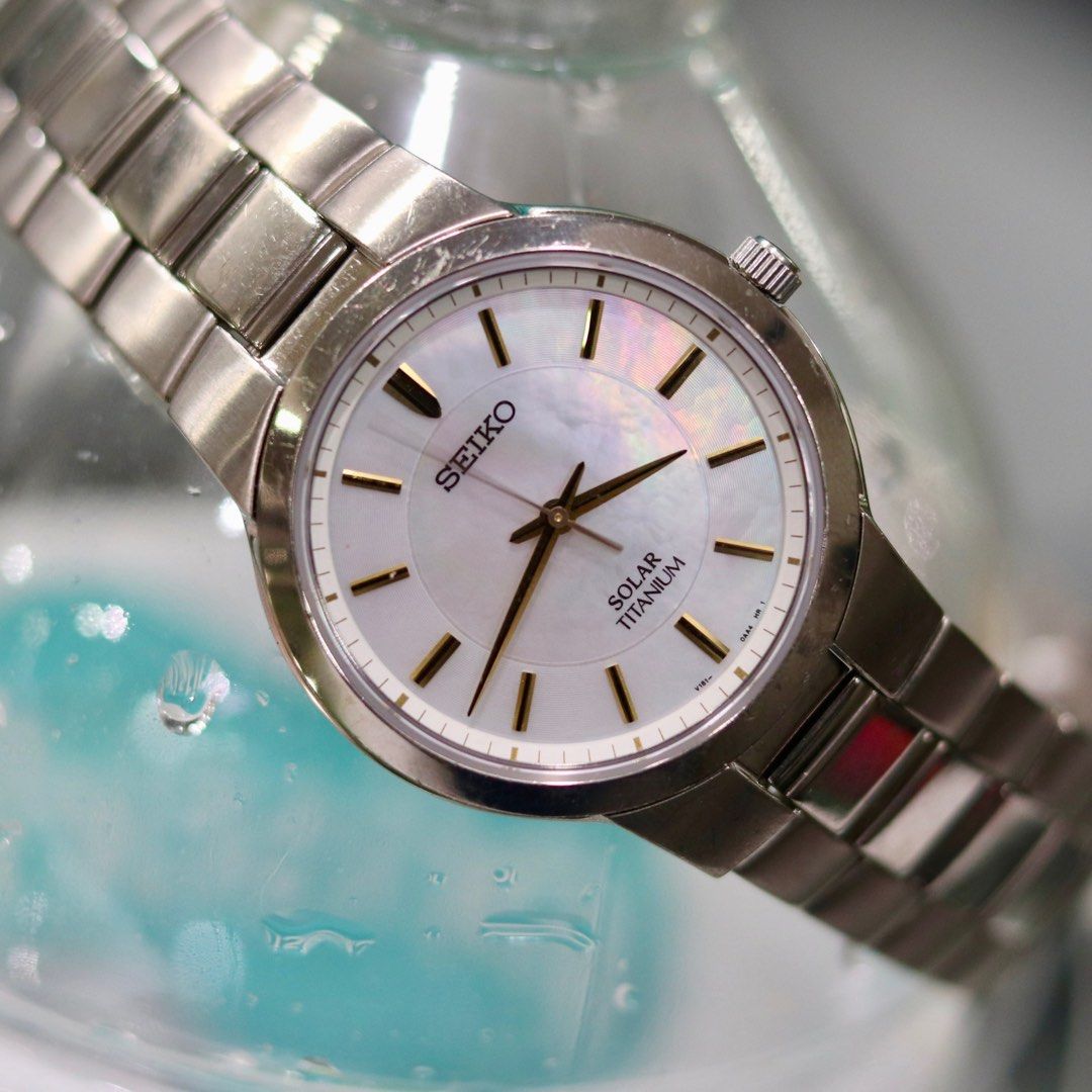 Seiko Solar Titanium MOP Dial, Fesyen Pria, Jam Tangan di Carousell