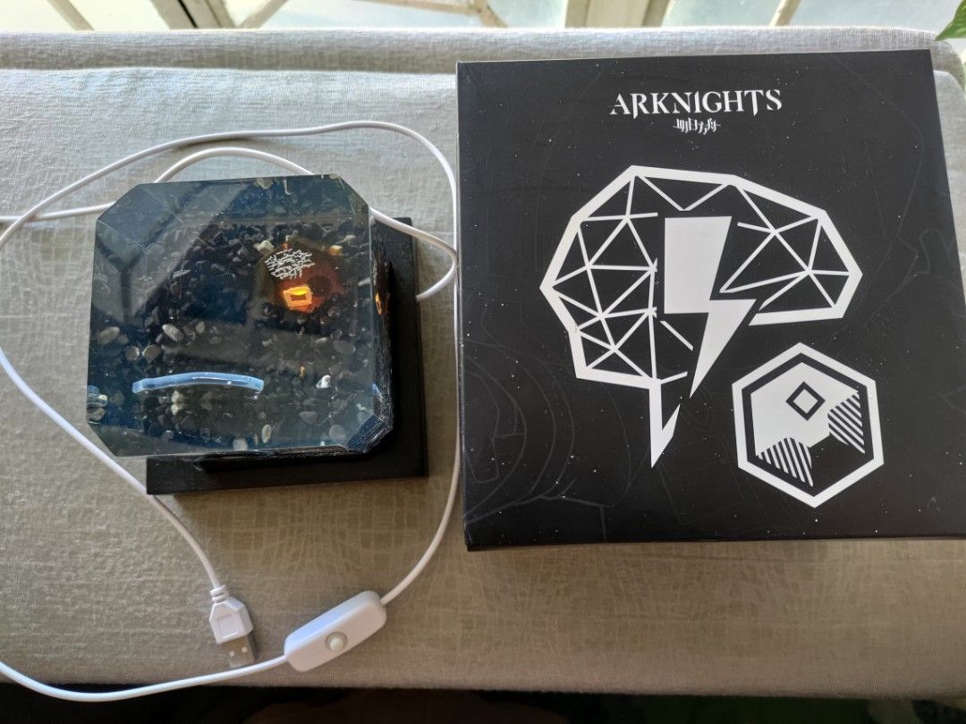 Selling Arknights Originum Night Lamp | 2.5 Anniv, Hobbies & Toys ...