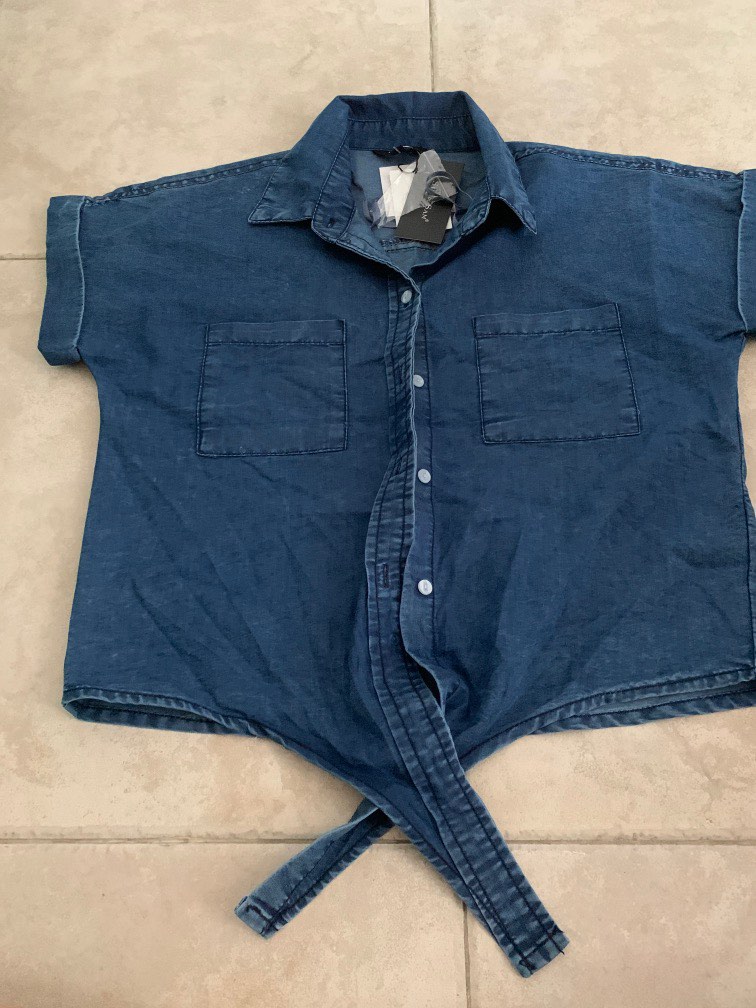 Sim and Sam, Women's Fashion, Tops, Blouses on Carousell