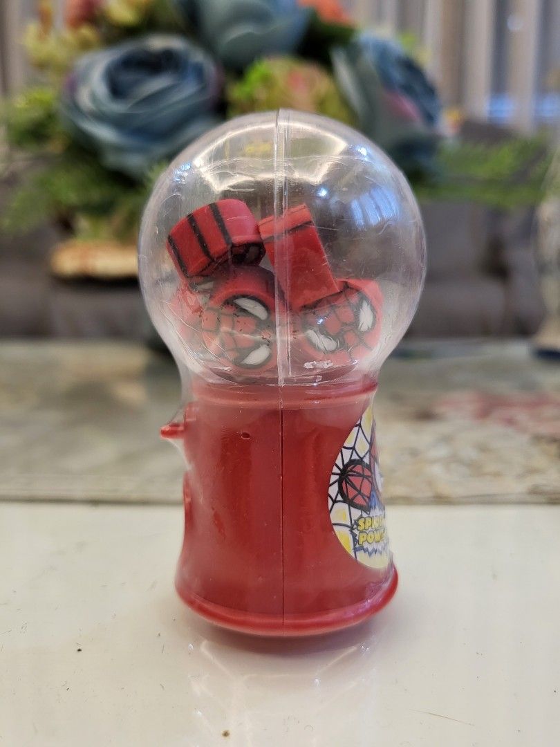 Spider-Man Eraser w/ Gumball Machine Case, Hobbies & Toys, Stationary ...