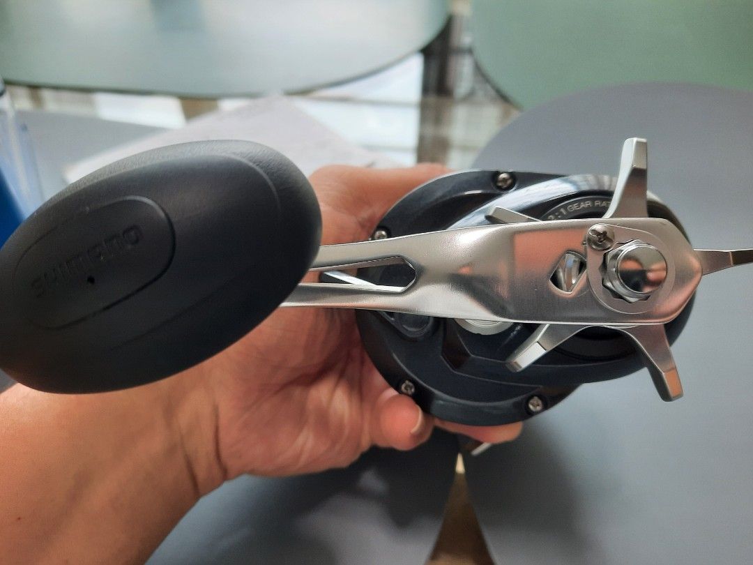 Torium 16 HG (right hand), Sports Equipment, Fishing on Carousell