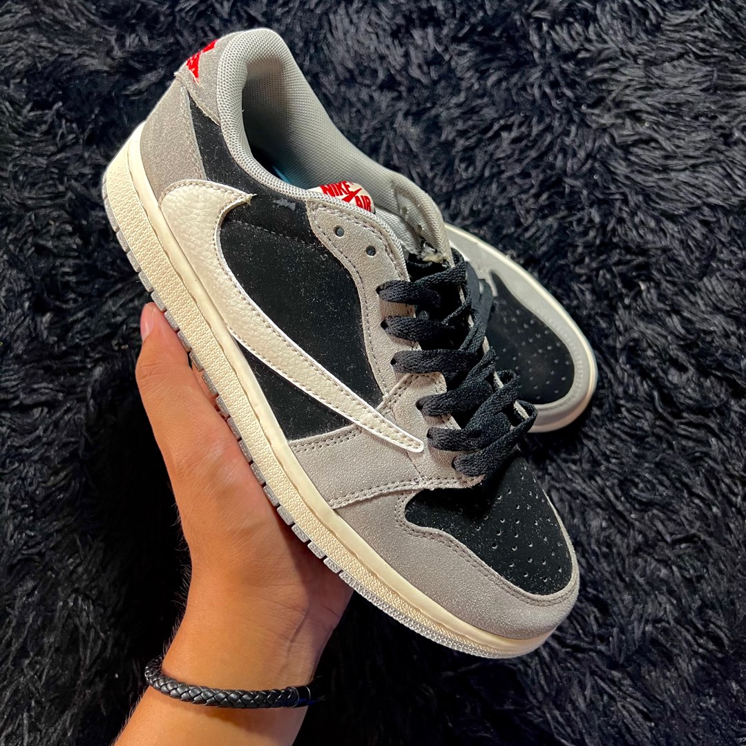 Travis Scott X Jordan 1 Low OG Grey Black, Women's Fashion, Footwear ...