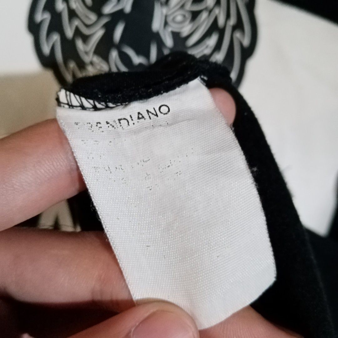 TRENDIANO, Men's Fashion, Tops & Sets, Tshirts & Polo Shirts on Carousell