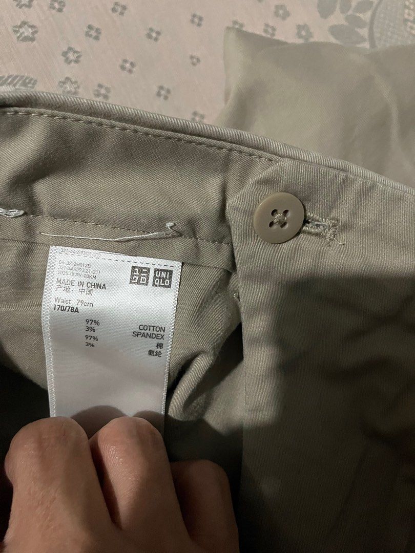 Uniqlo Chino Pants, Men's Fashion, Bottoms, Chinos on Carousell