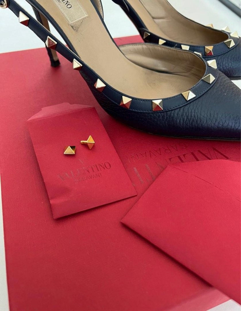 Valentino heels, Women's Fashion, Footwear, Heels on Carousell