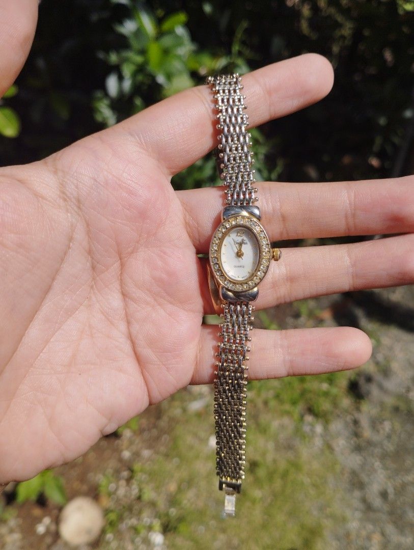 Vanityfair Vintage Style Womens Watch, Luxury, Watches on Carousell