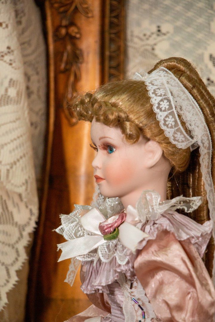 Vintage beautiful porcelain doll rococo style dress porcelain doll 22 ...
