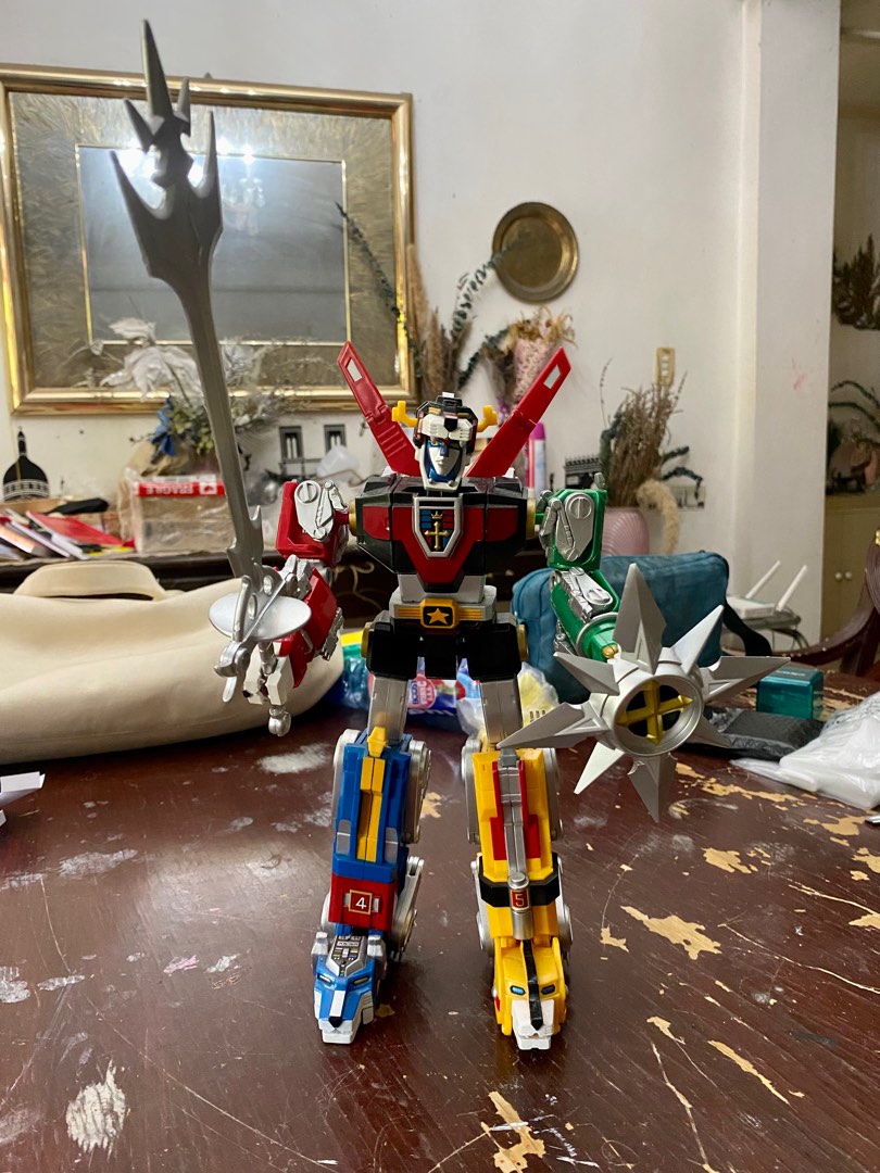 Voltron Lion Force, Hobbies & Toys, Toys & Games on Carousell