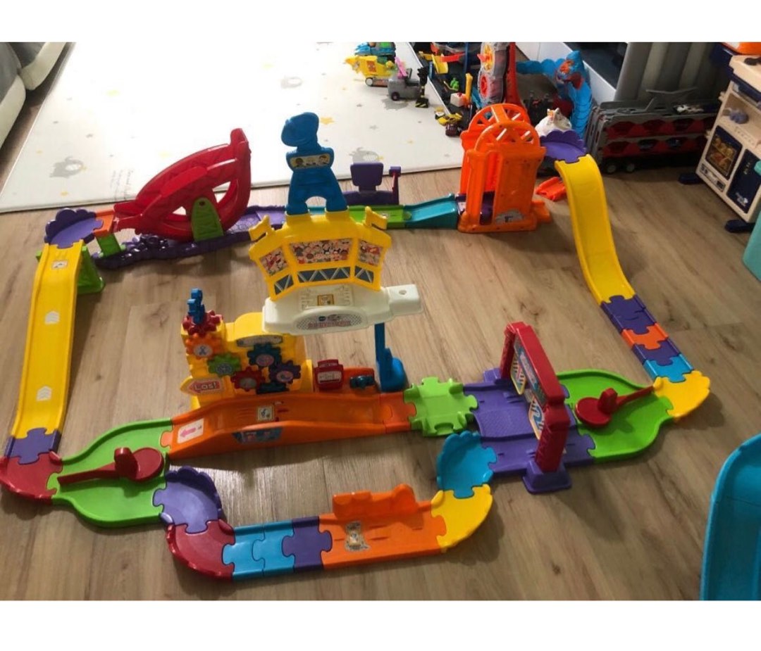 Vtech race track, Babies & Kids, Infant Playtime on Carousell