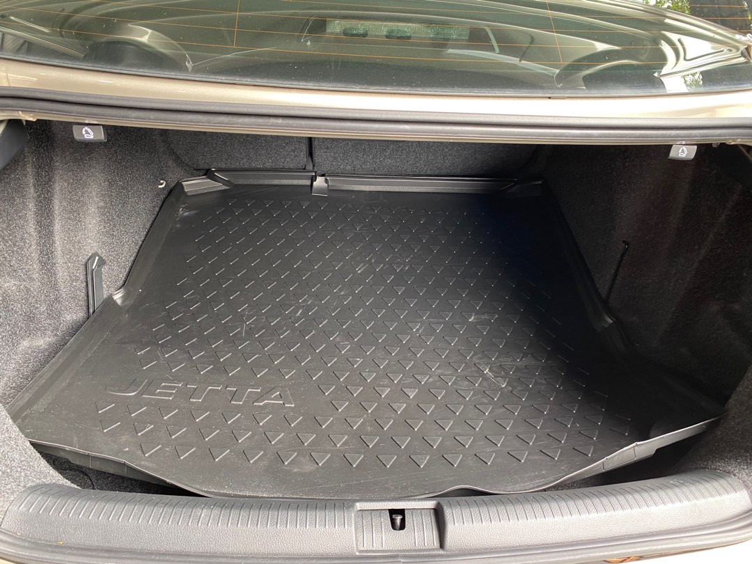 VW Jetta boot tray, Car Accessories, Accessories on Carousell
