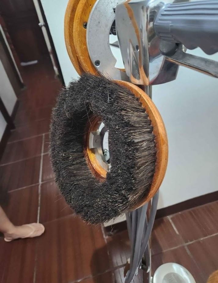 Wilson 8" Floor Polisher with free brush and bracket, Furniture & Home ...