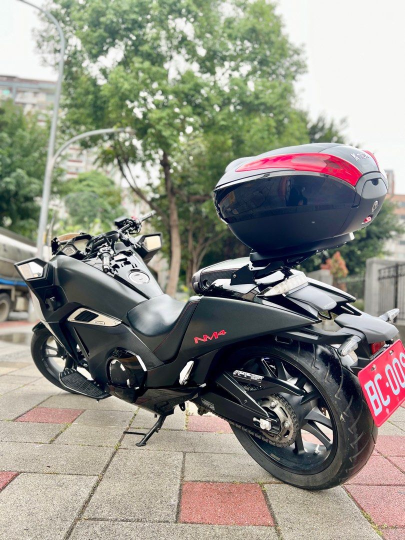 2014年 Honda NM4 ABS DCT 只跑一萬公里 手自排 蝙蝠車 為經典而生, 機車, 重機在旋轉拍賣